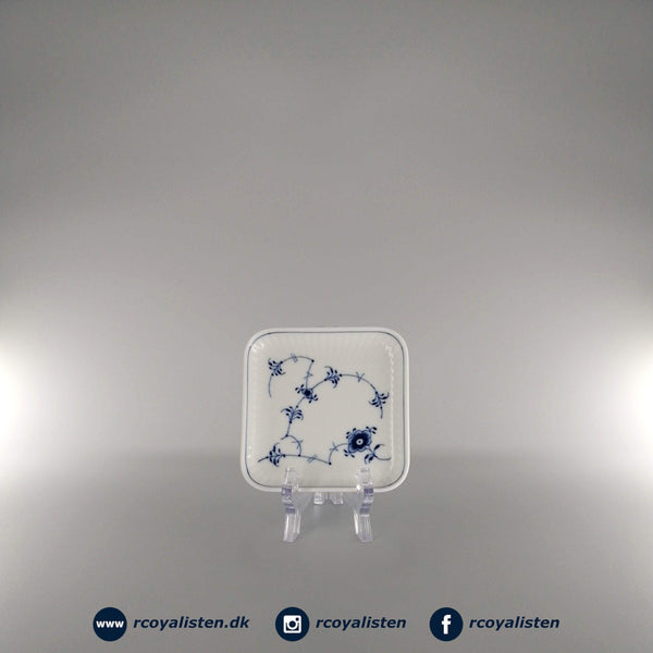 Royal Copenhagen Musselmalet Riflet Asiet Firkantet (9 cm) - #709 ...