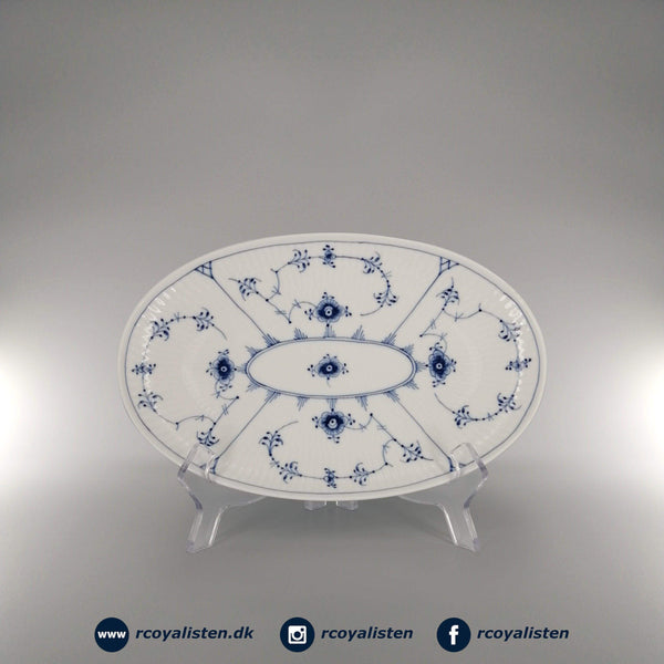 Royal Copenhagen Musselmalet Riflet Asiet (23 cm) - #356 – RCoyalisten.dk